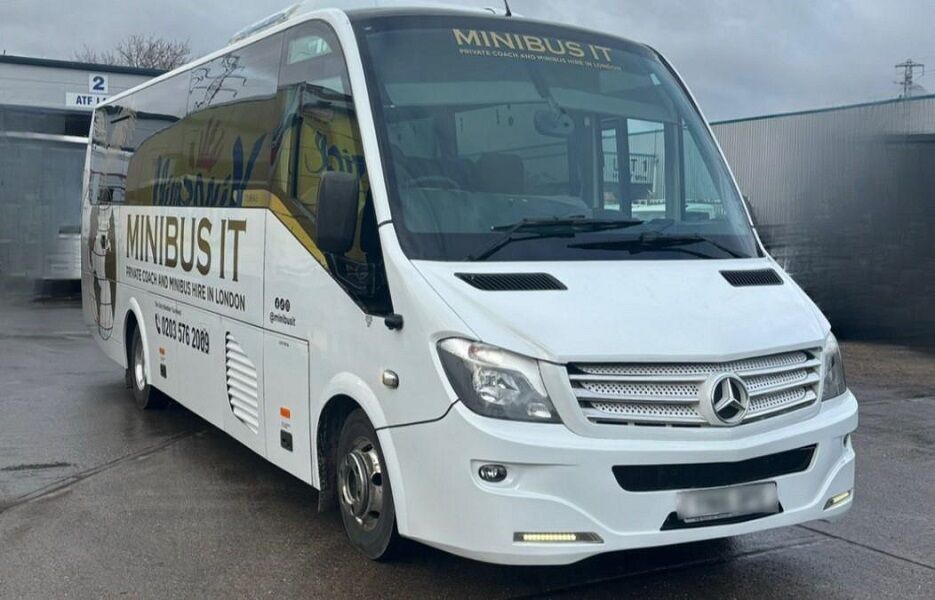 33 Seater Coach hire - Minibus It